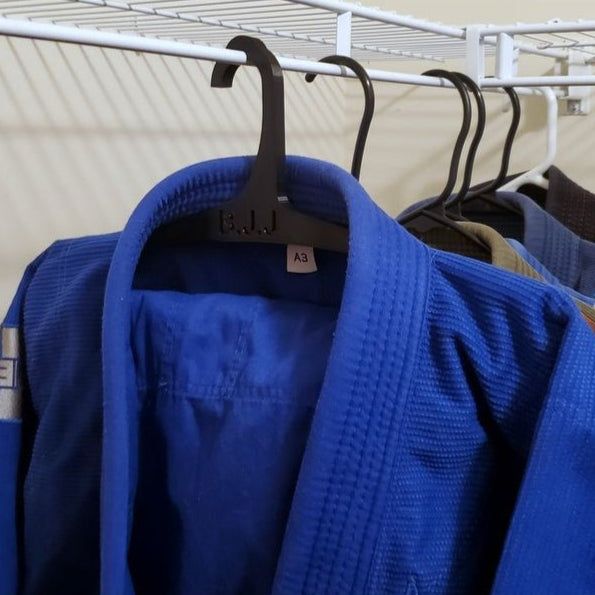 Brazilian Jiu-Jitsu Gi Hanger – FishOfHex Aquatics